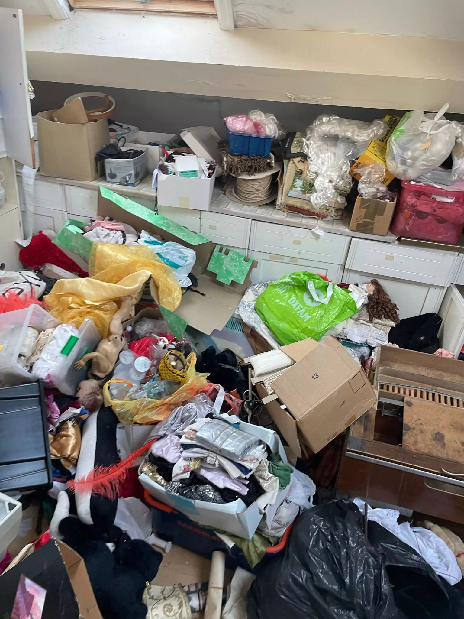 HOARDER HOUSE CLEARANCES BD9 | BUILDINGS AND TRUST